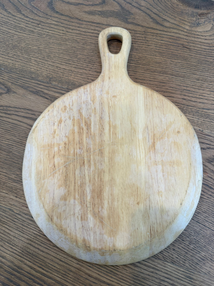 Round cutting board will get makeover – Jami Ray Vintage