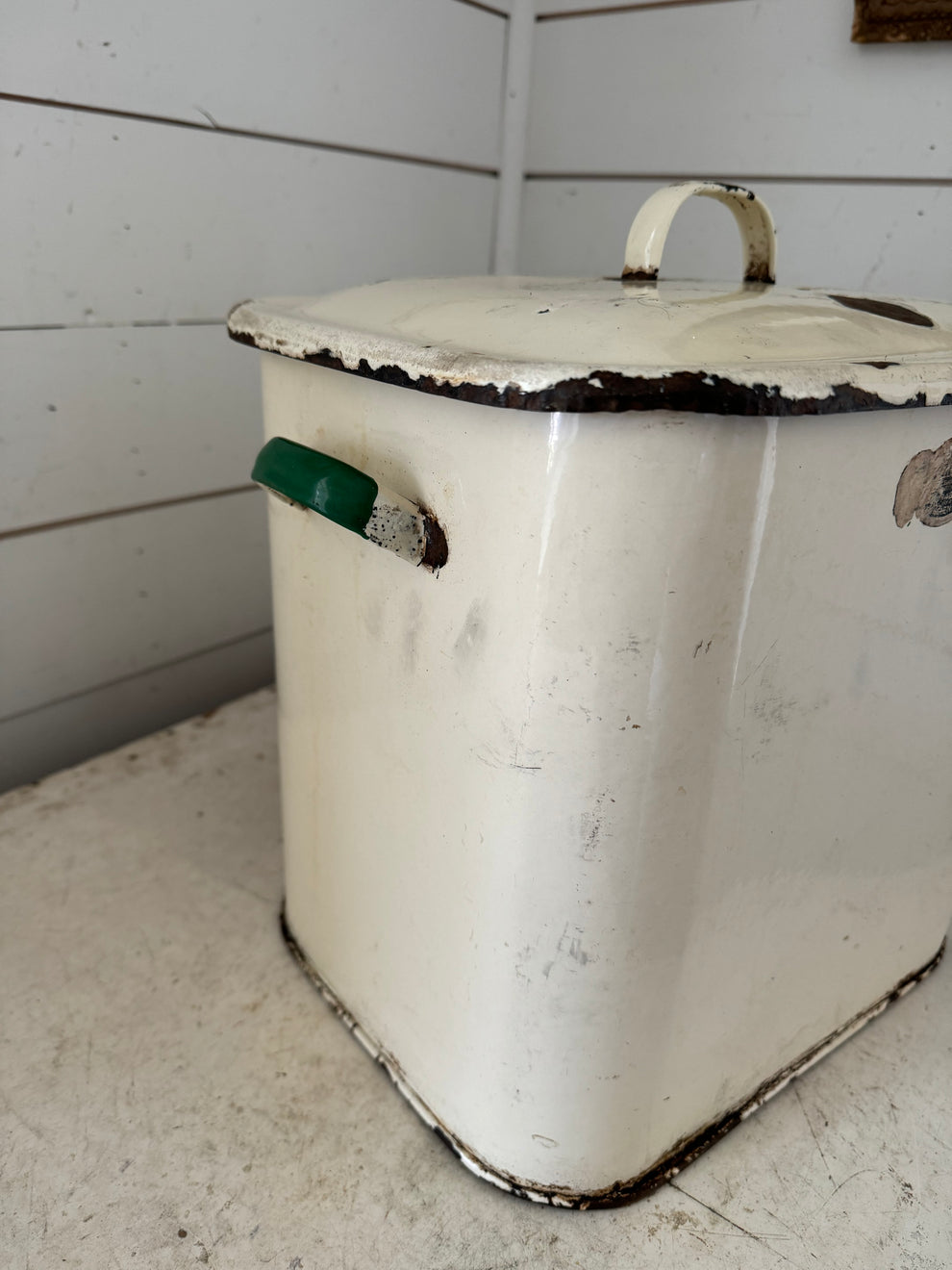 Antique Enamel Bread Box Cream & Green – Jami Ray Vintage